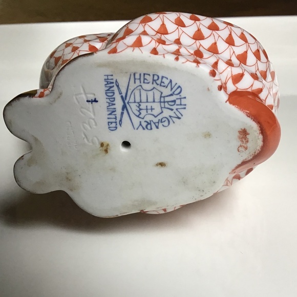 Herend | Accents | Rare Herend Rust Fishnet Sitting Rabbit Like New ...